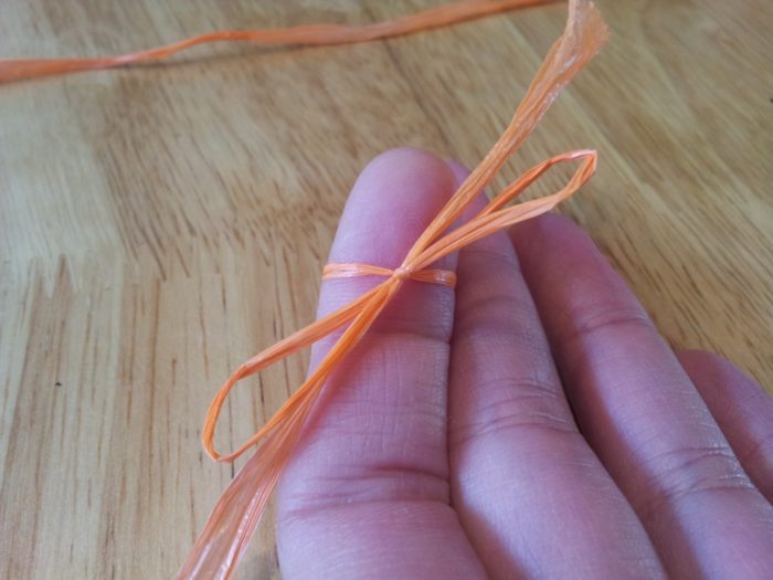 How To Make Plastic Thread From Plarn